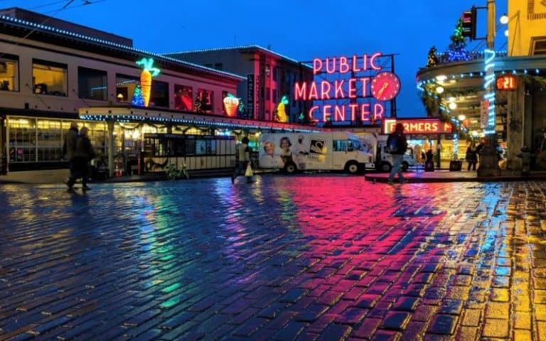 16 Fun Things to Do in Seattle at Night (2024)
