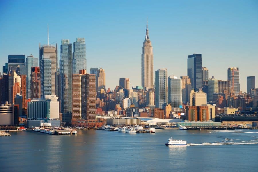 Ultimate Guide to Traveling to New York in June (2026)